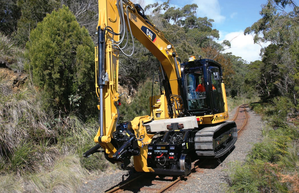 Railmax RMT15F Road Rail Excavator released | Elphinstone Pty Ltd